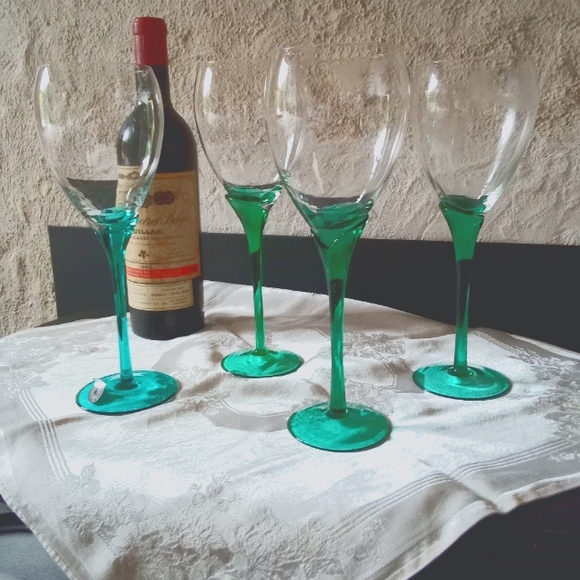 Pier 1 | Dining | Vintage Green Stemware Wine Glasses | Poshmark